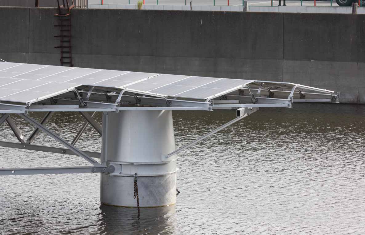 Tokyo Bay Area Offshore Floating Solar Power Plant | RTS Corporation